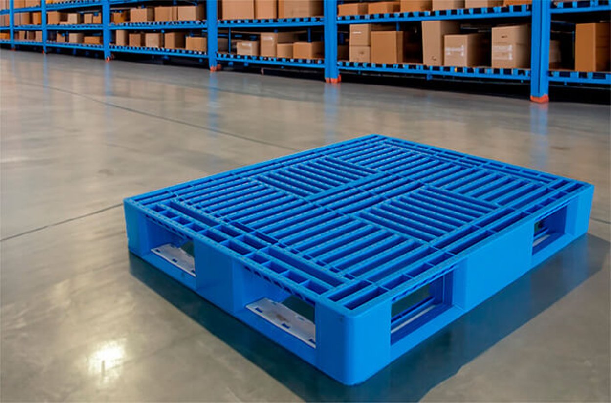 Tarimas Plásticas: ¿Qué son y para qué sirven?